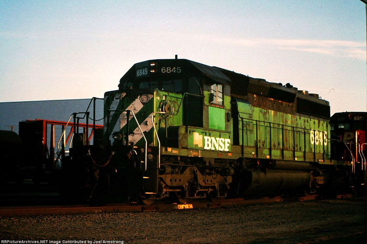 BNSF 6845